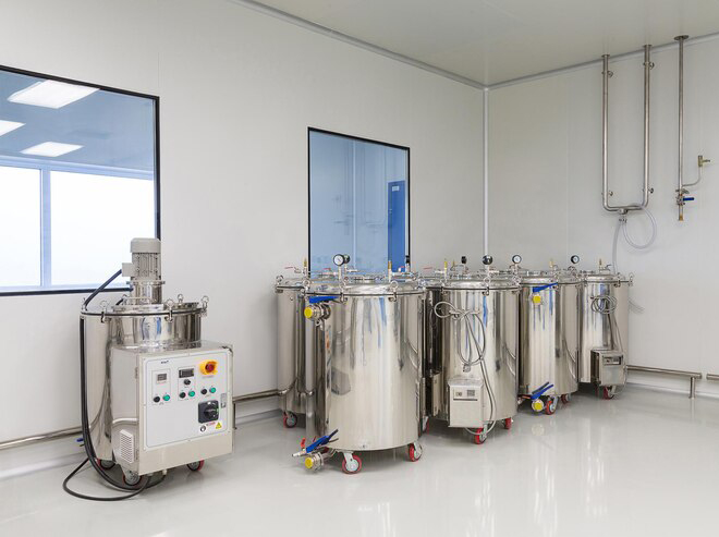 Milking Machine | Small Dairy Farm Equipment Manufacturers